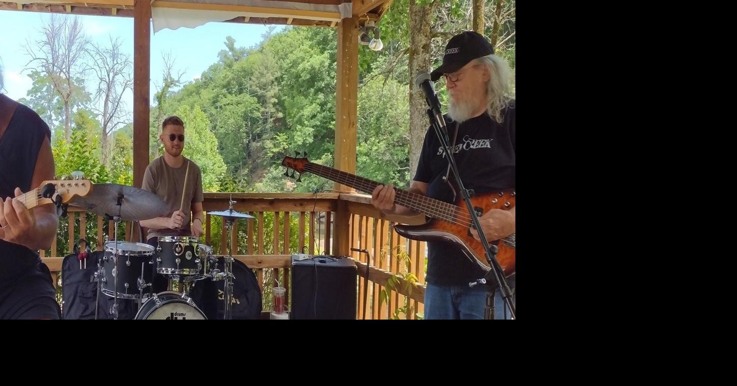 Lake Toxaway News | Lifestyles | transylvaniatimes.com
