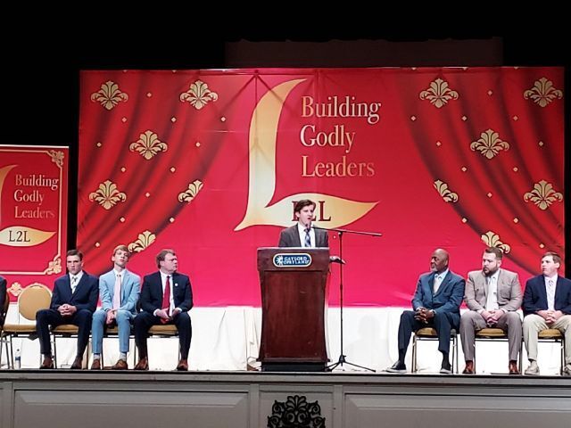 Local teen preaches to crowd 5,000 strong | News | tribunecourier.com
