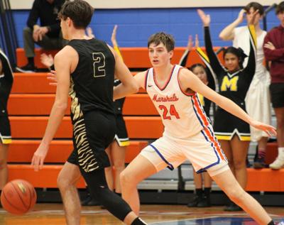 Marshals continue undefeated streak | Sports | tribunecourier.com