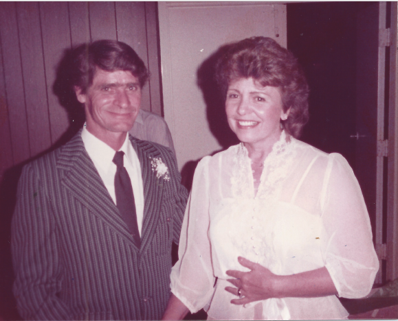 Henson's celebrate 40th anniversary | News | tribunecourier.com