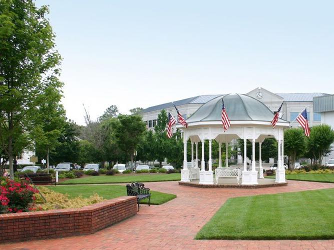 Concert in Canton: Main Street Program presents Country singer ...