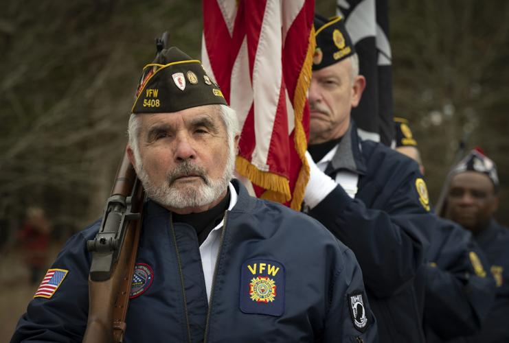 Veterans remembered at Wreaths Across America | Local News ...