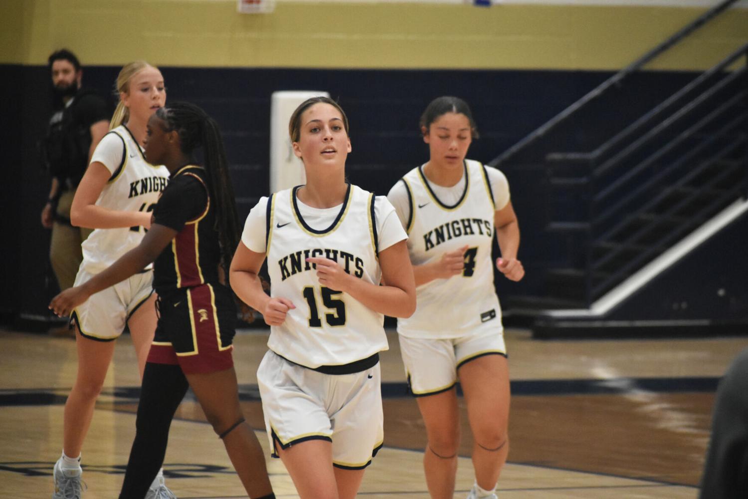Knights ease into elite 8 | Sports | tribuneledgernews.com