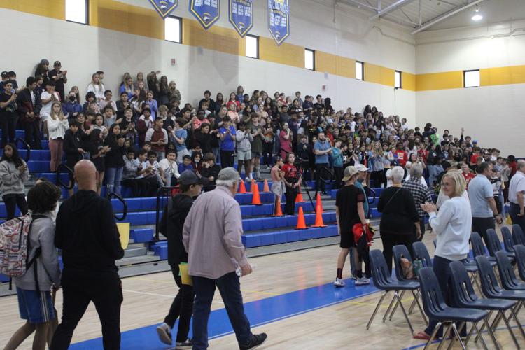 E.T. Booth Middle School celebrates Veterans Day | Education ...