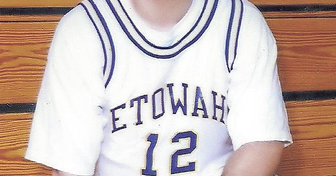 Moss, Benton united again as hall of fame inductees | Sports ...