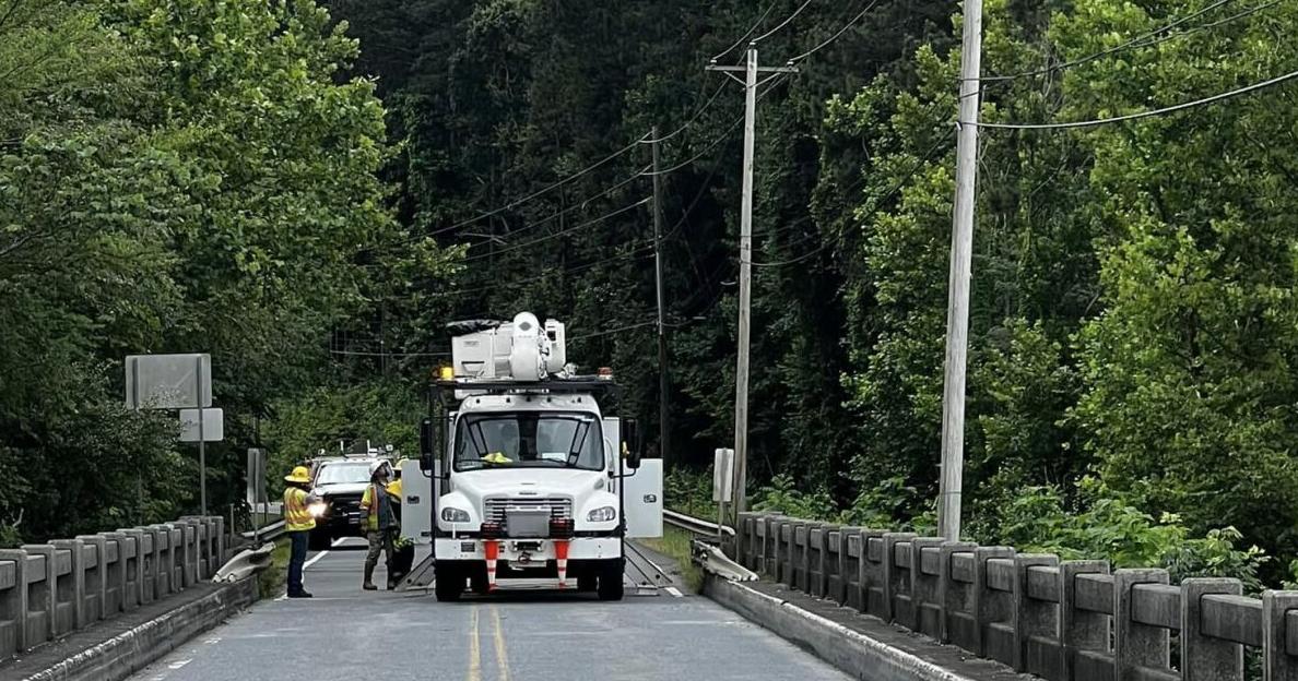 Bells Ferry Road reopened at Little River Bridge after power pole ...