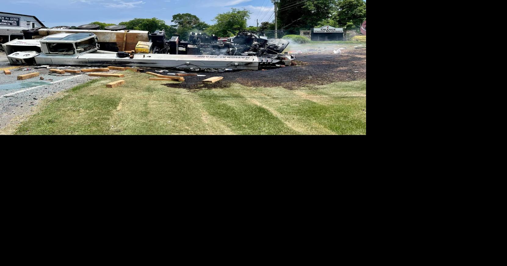 Three injured in crash on Cumming Highway | Big Story ...