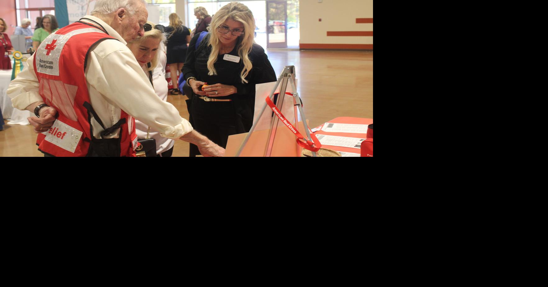 Local seniors visit Cherokee Triad SALT Senior Extravaganza | Local ...