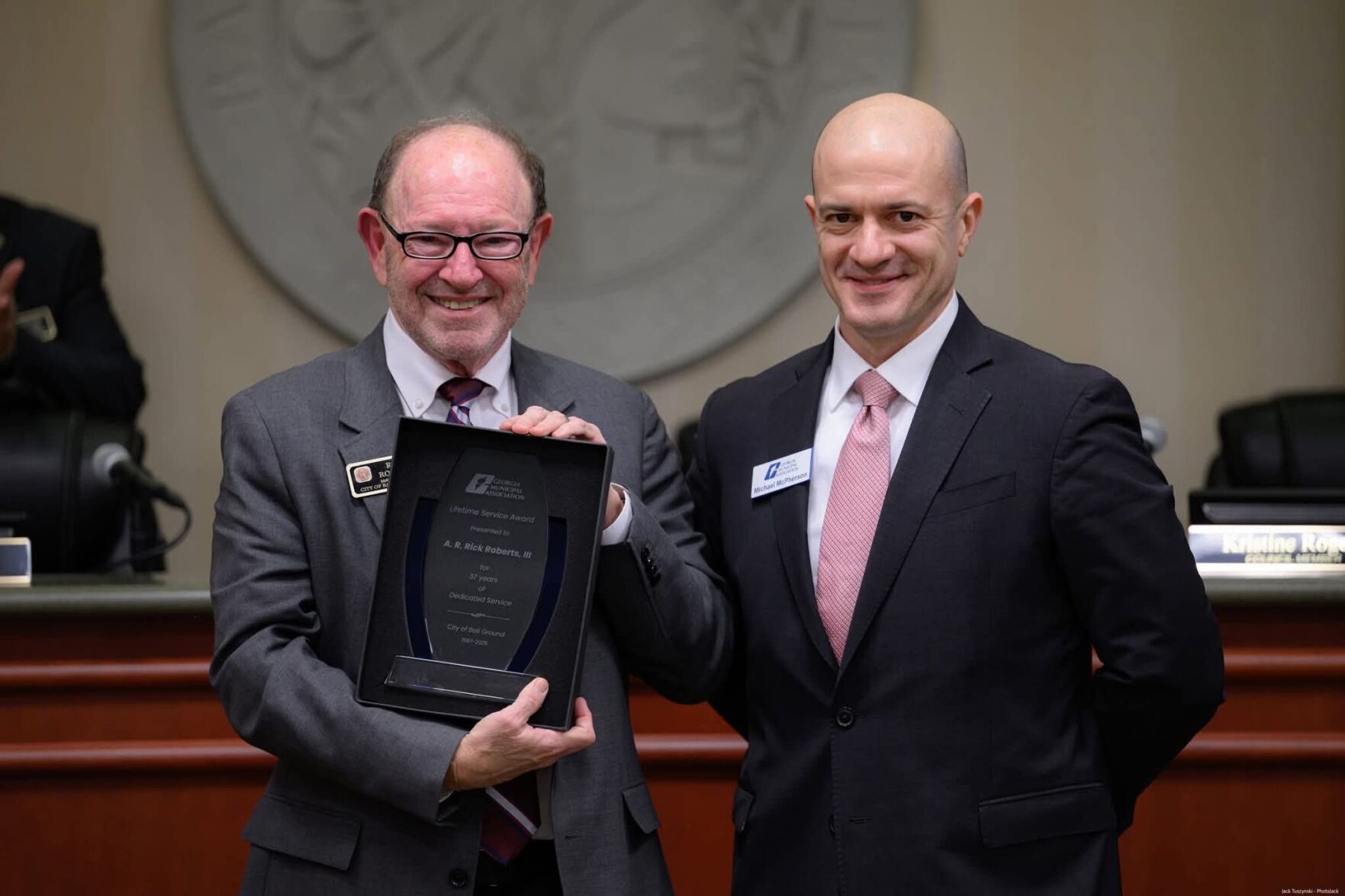 Ball Ground Mayor Rick Roberts receives award from GMA | Local News ...