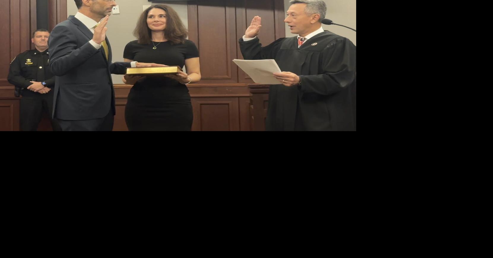 Jason Dickerson sworn in as new Georgia District 21 senator | Local ...