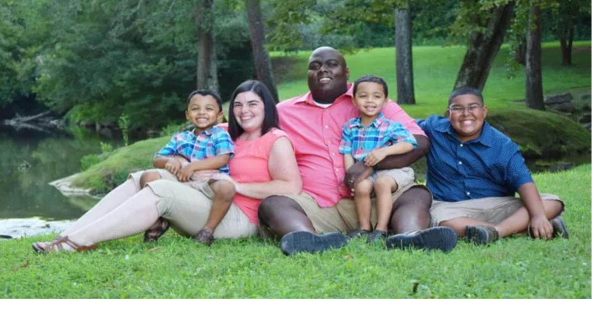 Holly Springs Rallies to Help Child Whose Family Died in Crash | Local ...