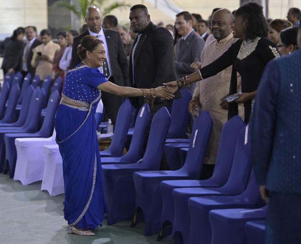 Modi Mania during State Visit | Photo Gallery | trinidadexpress.com