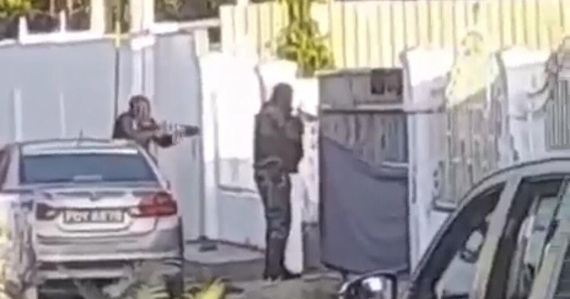 Suspected bandit caught by police | News Extra | trinidadexpress.com