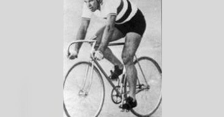 Gold medallist cyclist Roger Gibbon | Local News | trinidadexpress.com
