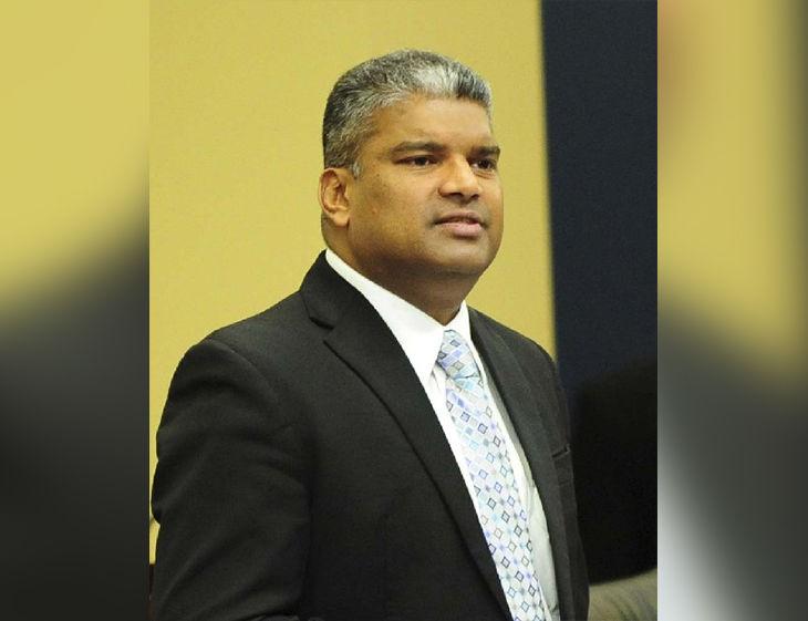 Ramlogan, Ramdeen in court today | Local News | trinidadexpress.com