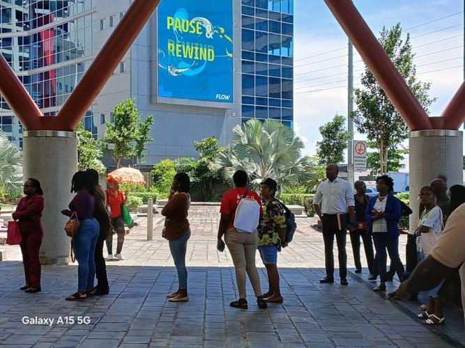 Long lines at Govt plaza to pay property tax | Local News ...