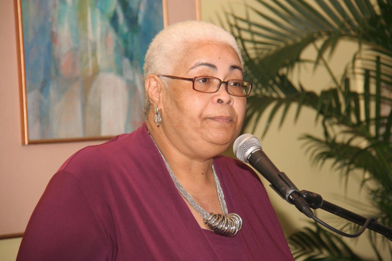 Warm send-off for beloved educator | Features Local | trinidadexpress.com