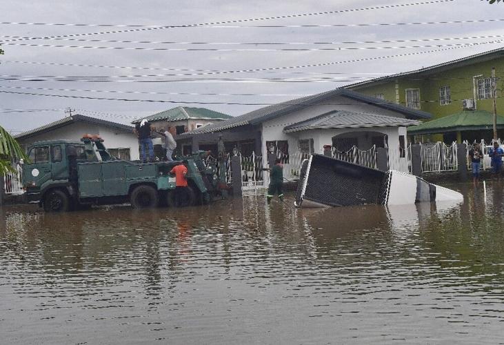 Caroni River bursts its banks | Local News | trinidadexpress.com