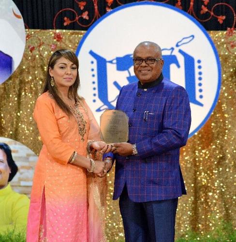 Anil Bheem, Rafi Mohammed honoured by Hindi Nidhi | News Extra ...