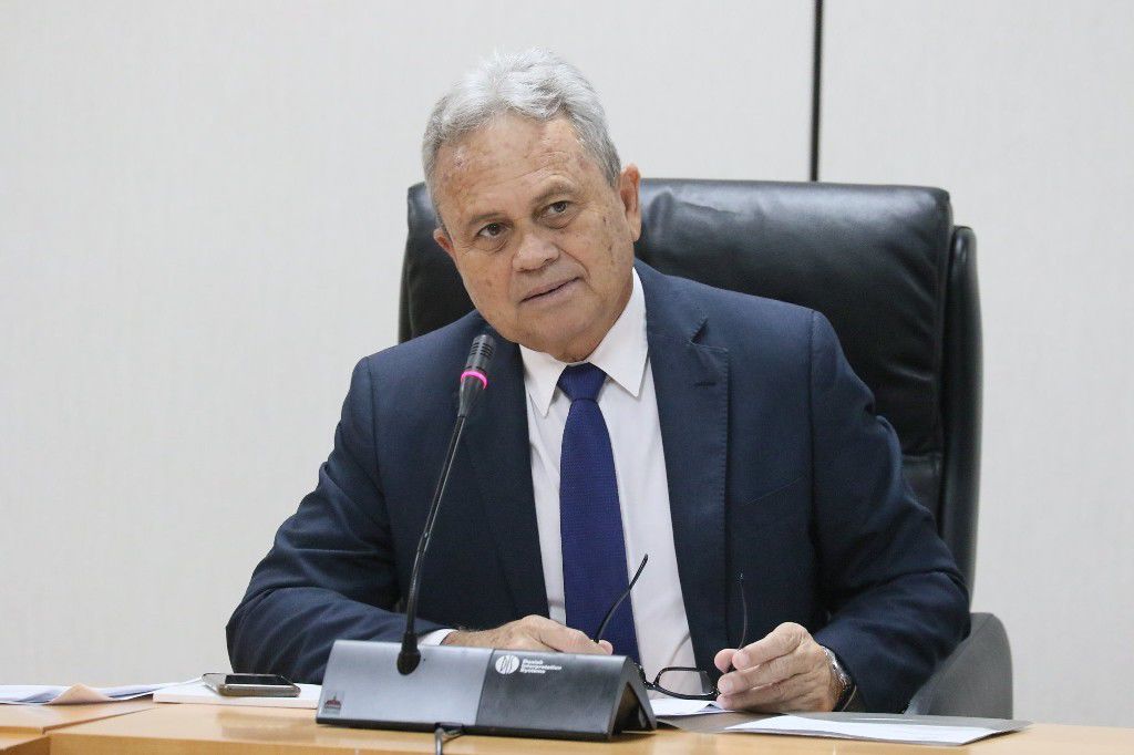 STALEMATE | Local News | trinidadexpress.com