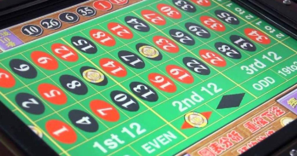 Proprietress, "illegal" gamblers arrested | Local News ...