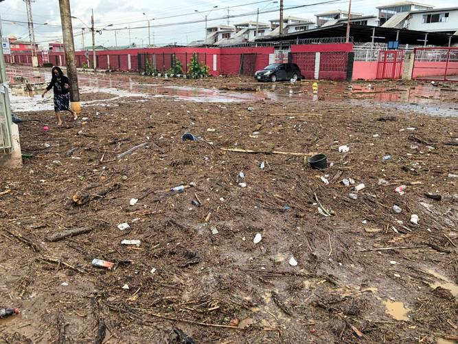 City of Silt: Flood Aftermath | Photo Gallery | trinidadexpress.com