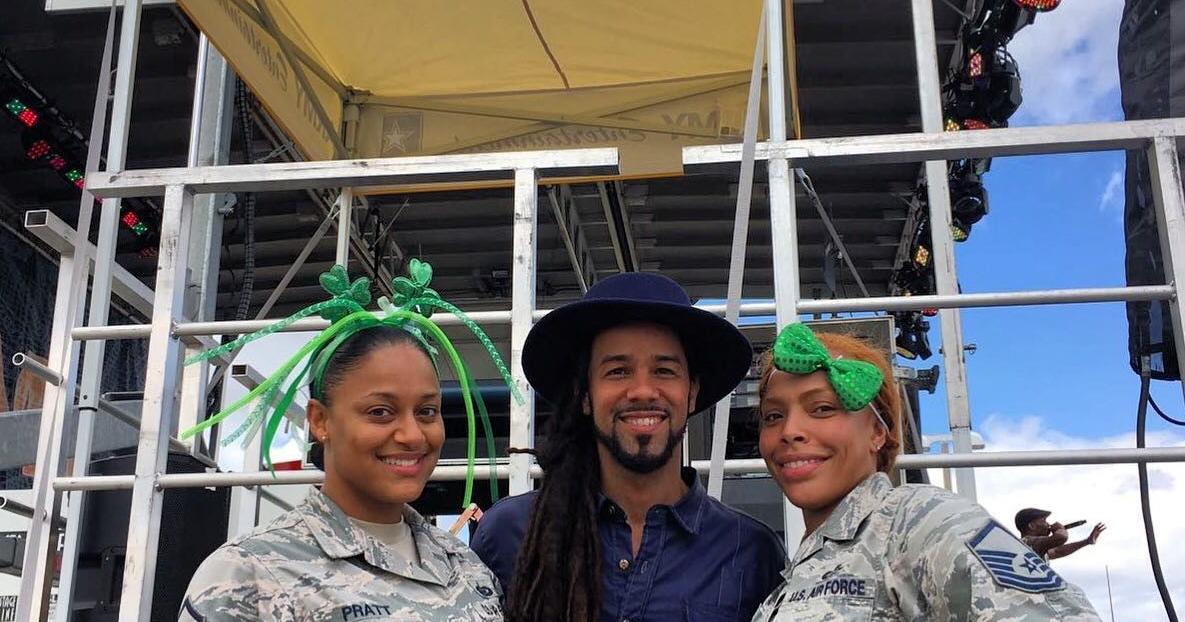 Kees performs for US Army troops | Features | trinidadexpress.com