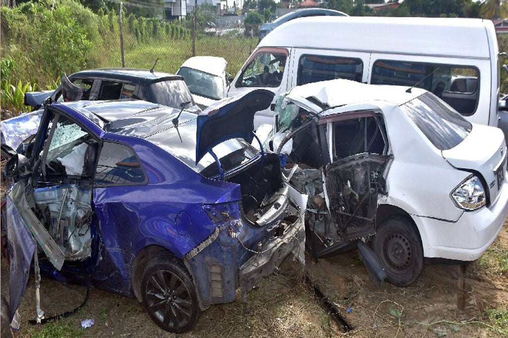 Police say overtaking manoeuvre triggered deadly Freeport crash | News ...