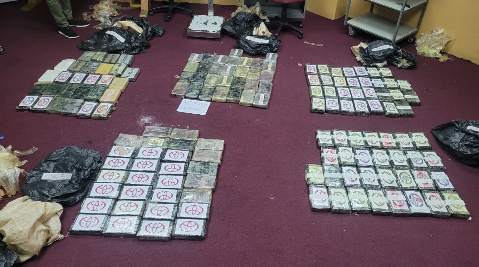 2 citizens held by DEA agents: Wanted for largest ever cocaine bust in ...