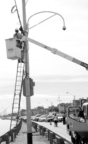 Cameras for route | Local News | trinidadexpress.com