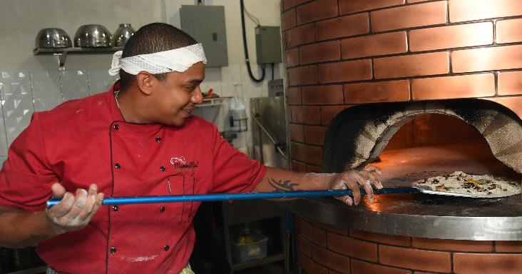 Whoa, MammaMia Italian bistro brightens Arima | Features Local ...