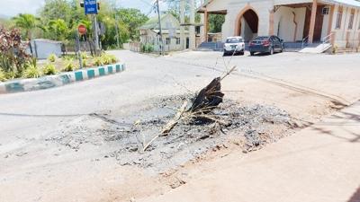 Happy birthday, pothole | Letters to Editor | trinidadexpress.com