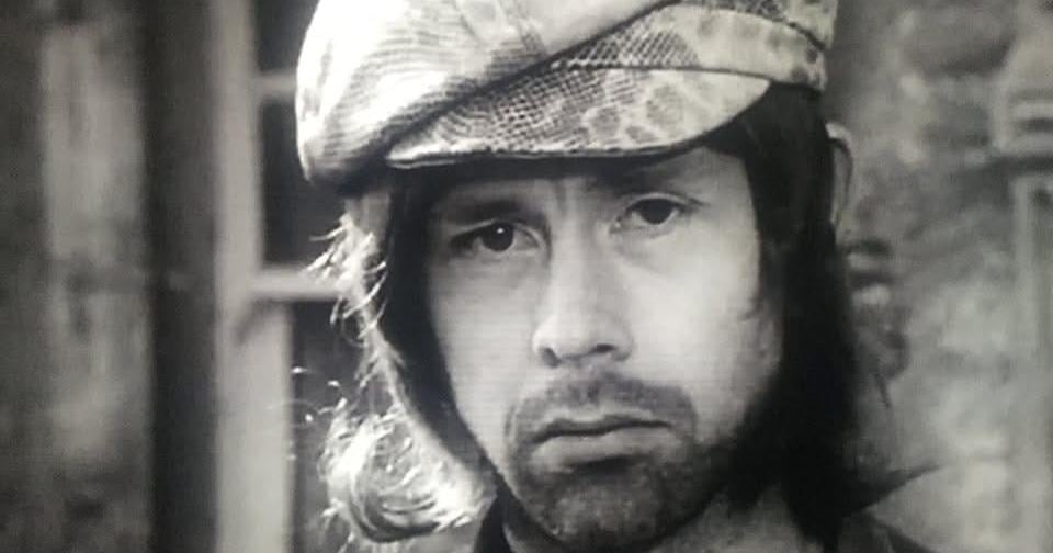 Legend Emmett Hennessy retires from radio | Features Local ...