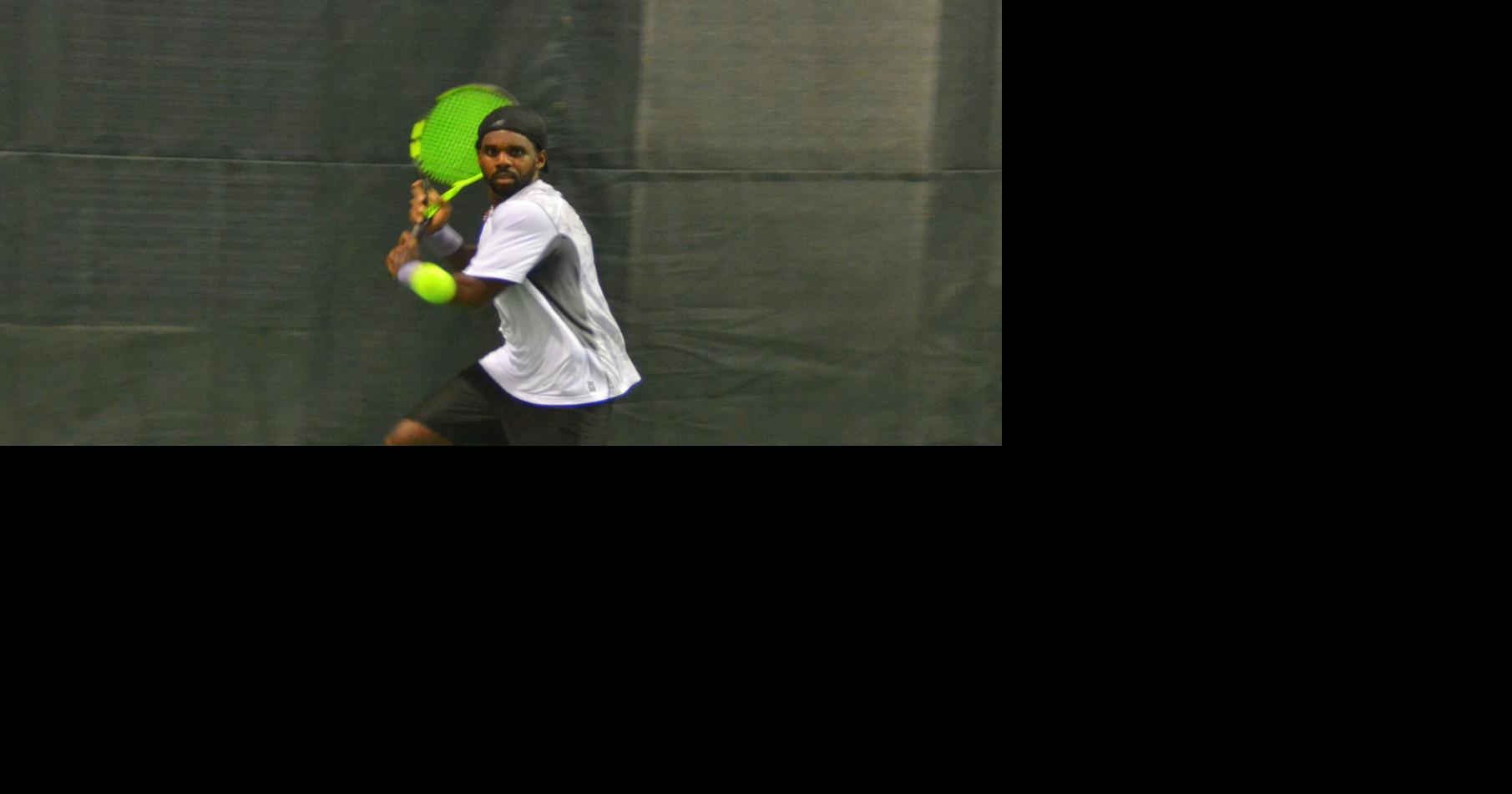 Cadogan edged in three sets | Local Sports | trinidadexpress.com