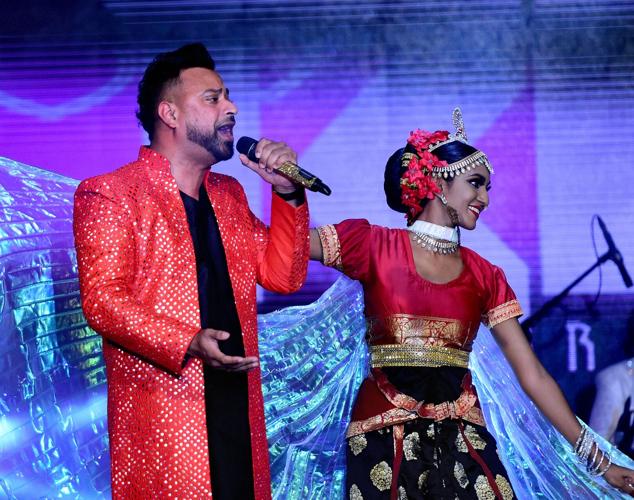 Deyas shine despite rain | Local News | trinidadexpress.com