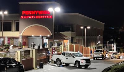 Cops kill four suspects as 2 guards die in attack outside Pennywise ...