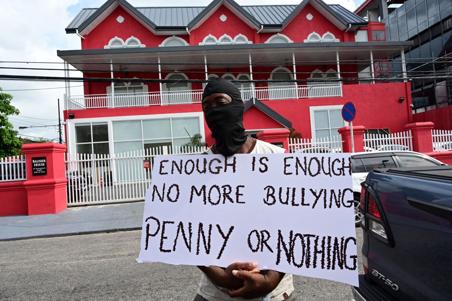 Cheers as Penny makes history | Local News | trinidadexpress.com