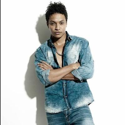 Kevon Carter sharing concert stage with Tricia-Lee Kelshall ...