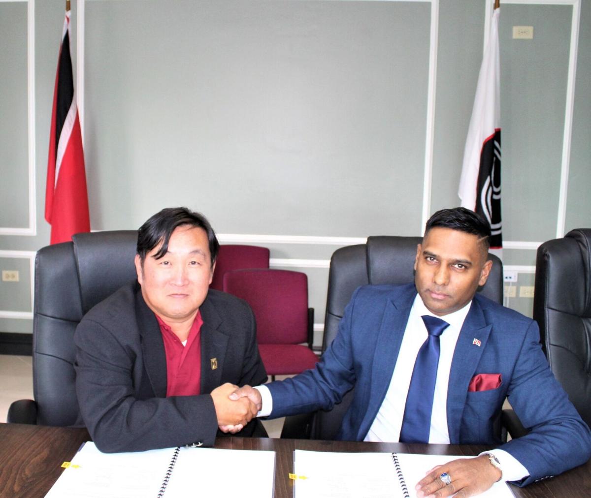 Teachers take 4% | Local News | trinidadexpress.com