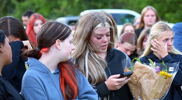Students protest, memorial honors Kyle Hailey | Schools ...
