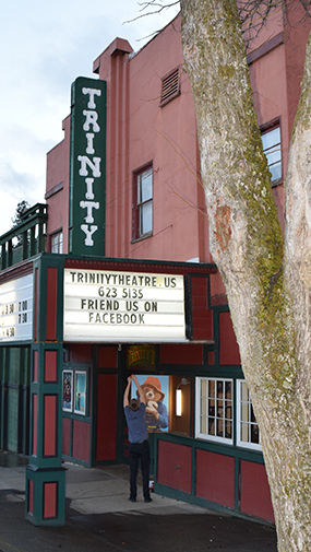 Neon may return to theater sign | Local Business | trinityjournal.com