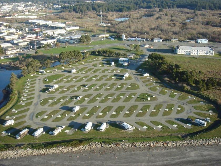 City unveils plans for new RV park identity … ‘Lighthouse Shores ...