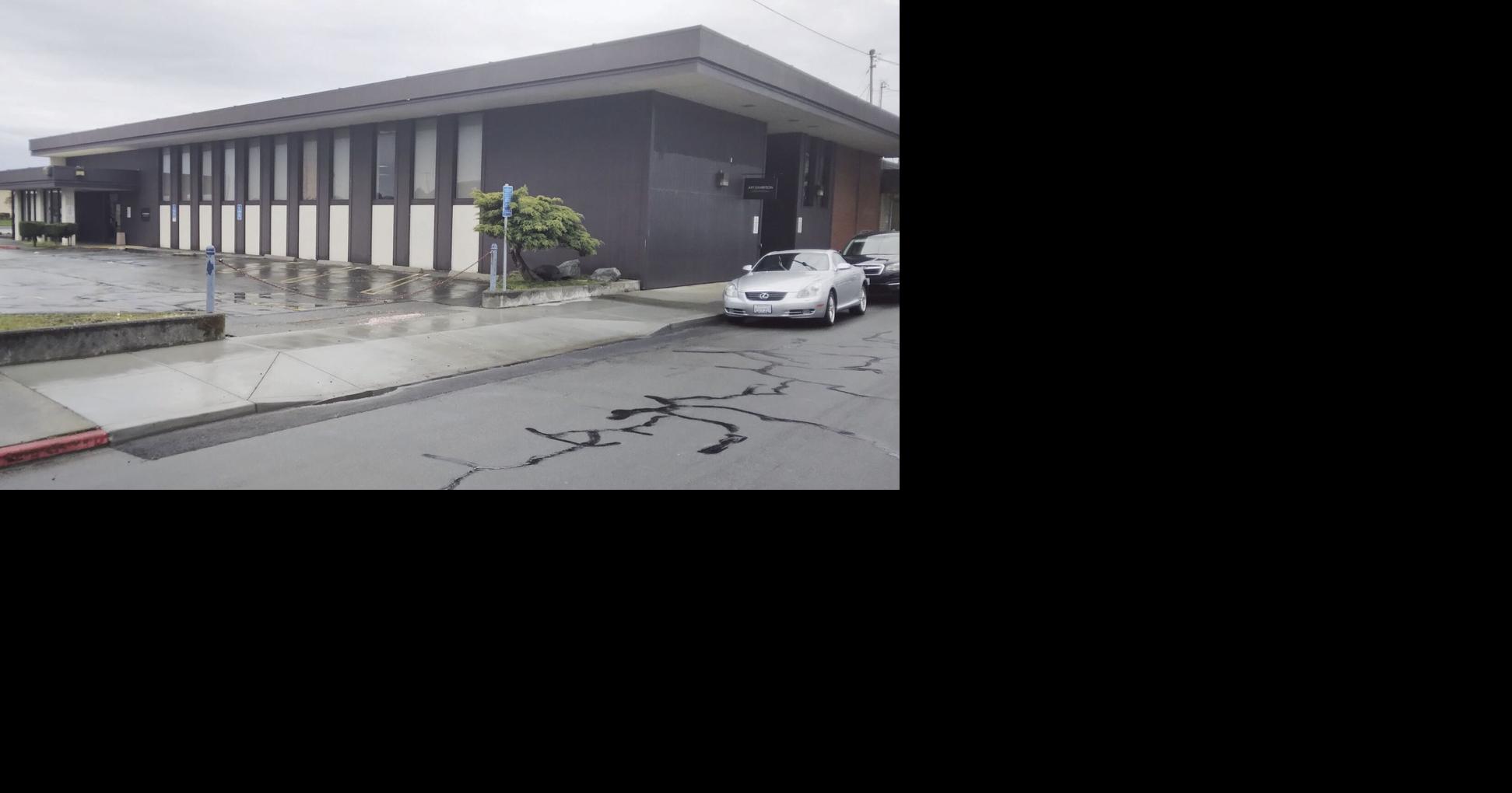 Public sees future city hall | News | triplicate.com