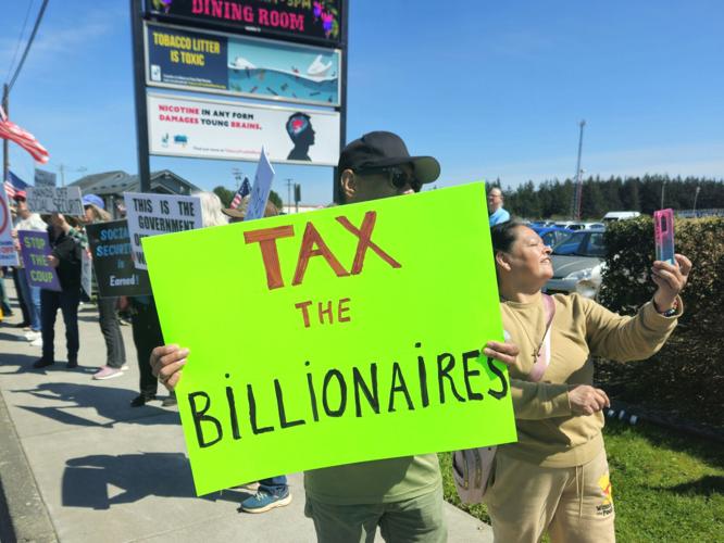 Dueling protests on Trump / Musk were peaceful in Crescent City | News ...