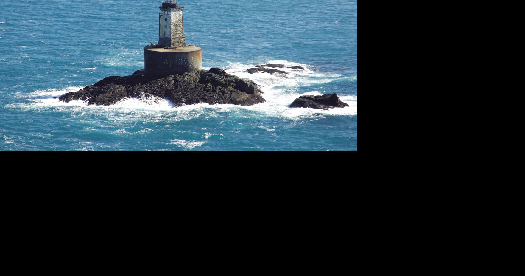 Helicopter tours of St. George Reef Lighthouse to return | Community ...