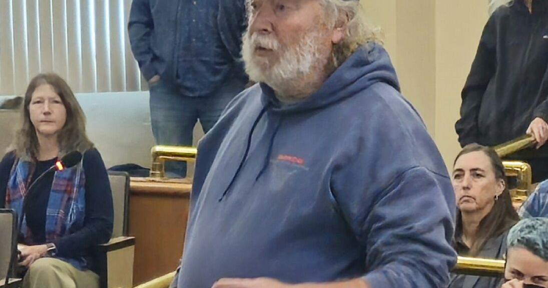 Smith River Lily Bulb Controversy | News | triplicate.com