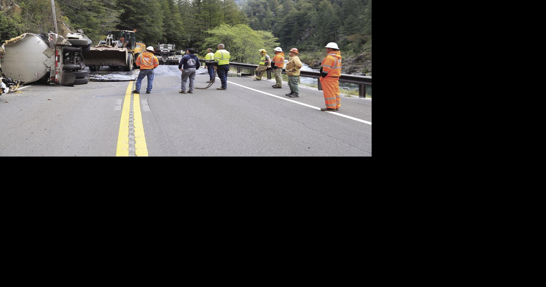 Asphalt tanker spills load on highway | News | triplicate.com