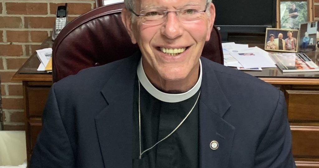 Nutter celebrated for 35 years as Faith Lutheran pastor | Living ...