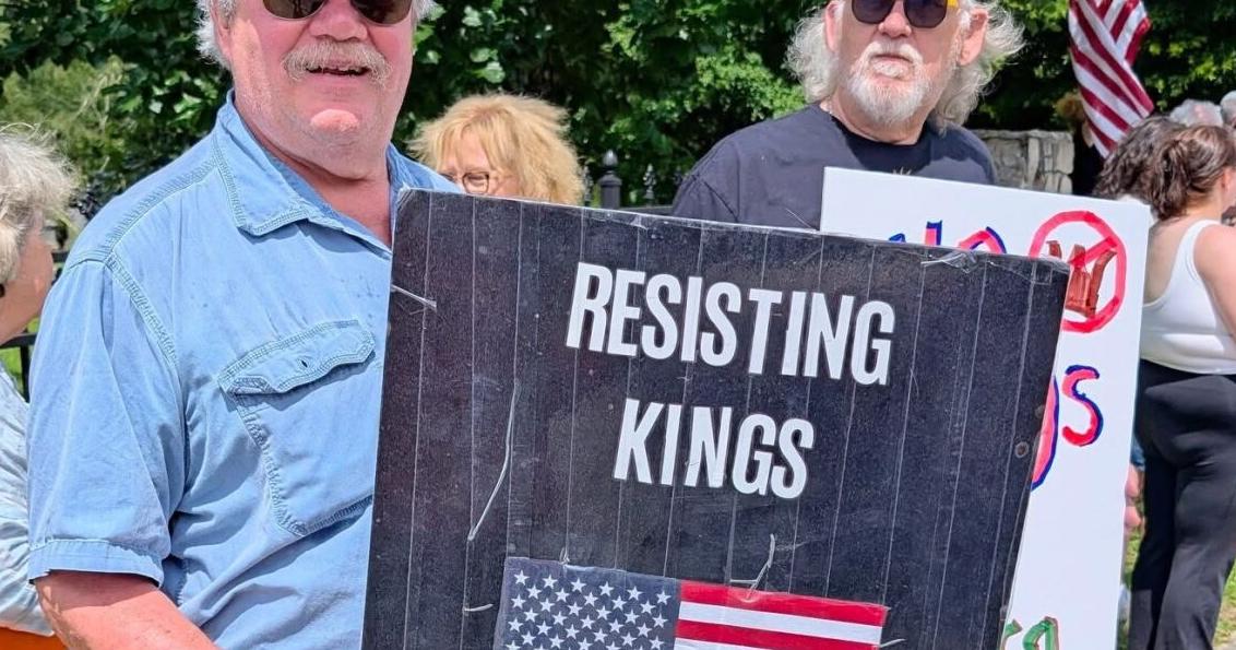 ‘No Kings Day’ protest held in Tullahoma | News | tullahomanews.com