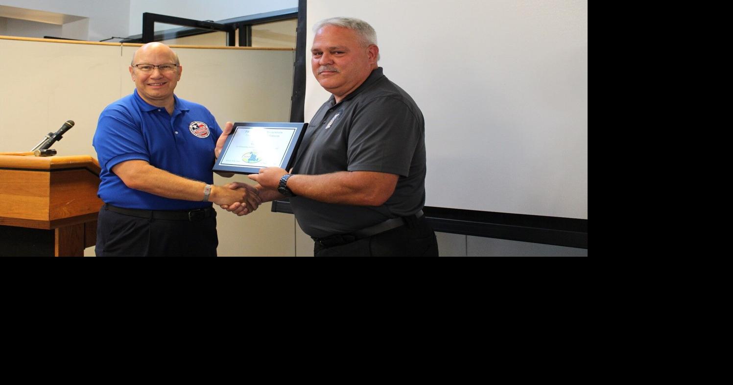 Arnold Community Council recognizes service of Arnold AFB first ...